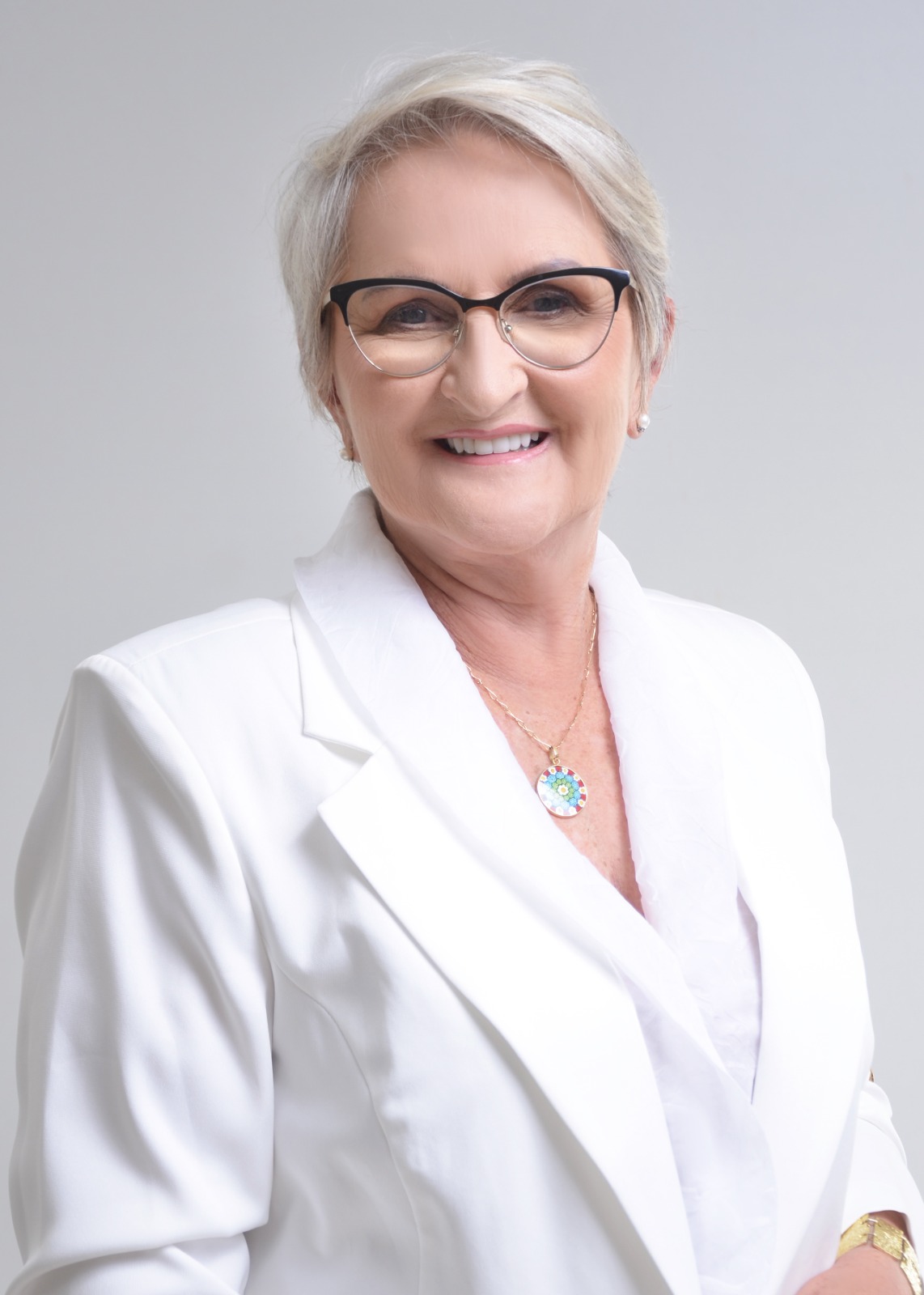 Eng. Rosicler Maria Vanti é homenageada com a Medalha do Mérito do ...